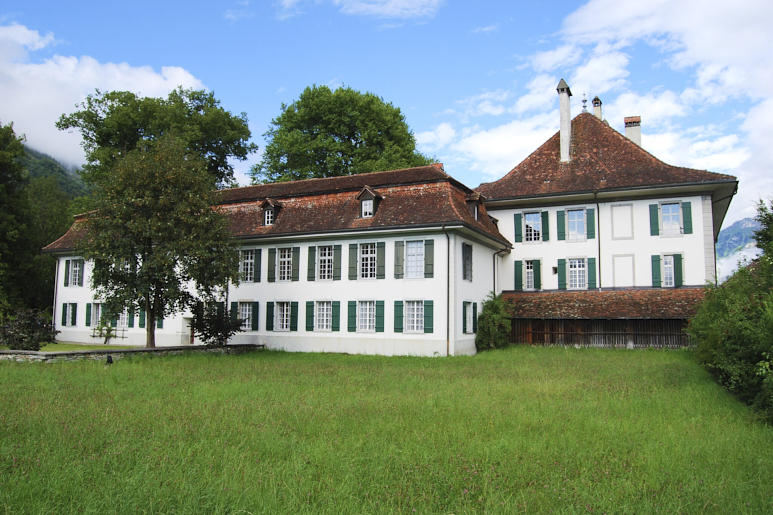 10 Best Places To Visit in Interlaken