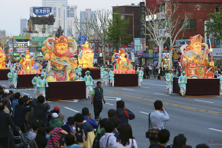 Spring in Seoul: The 8 Best Things To Do in Seoul in Spring