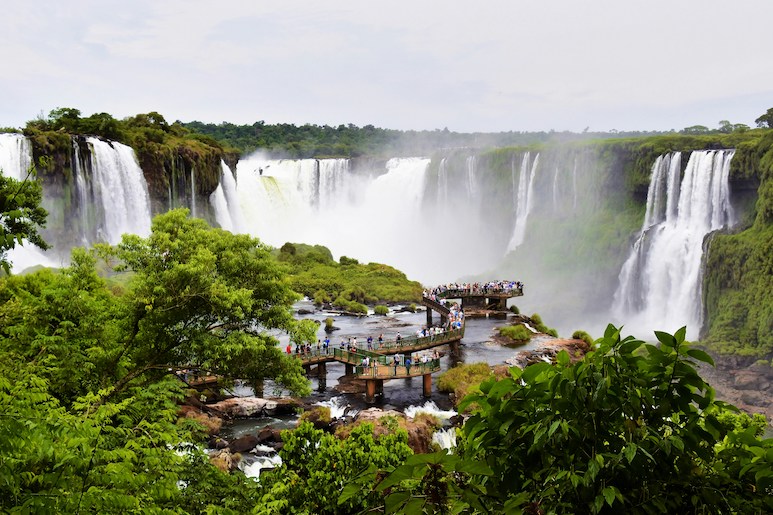 10 Top Tips for Exploring Brazil on a Budget