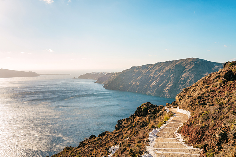 Your Essential Guide to the Best Places To Visit in Santorini