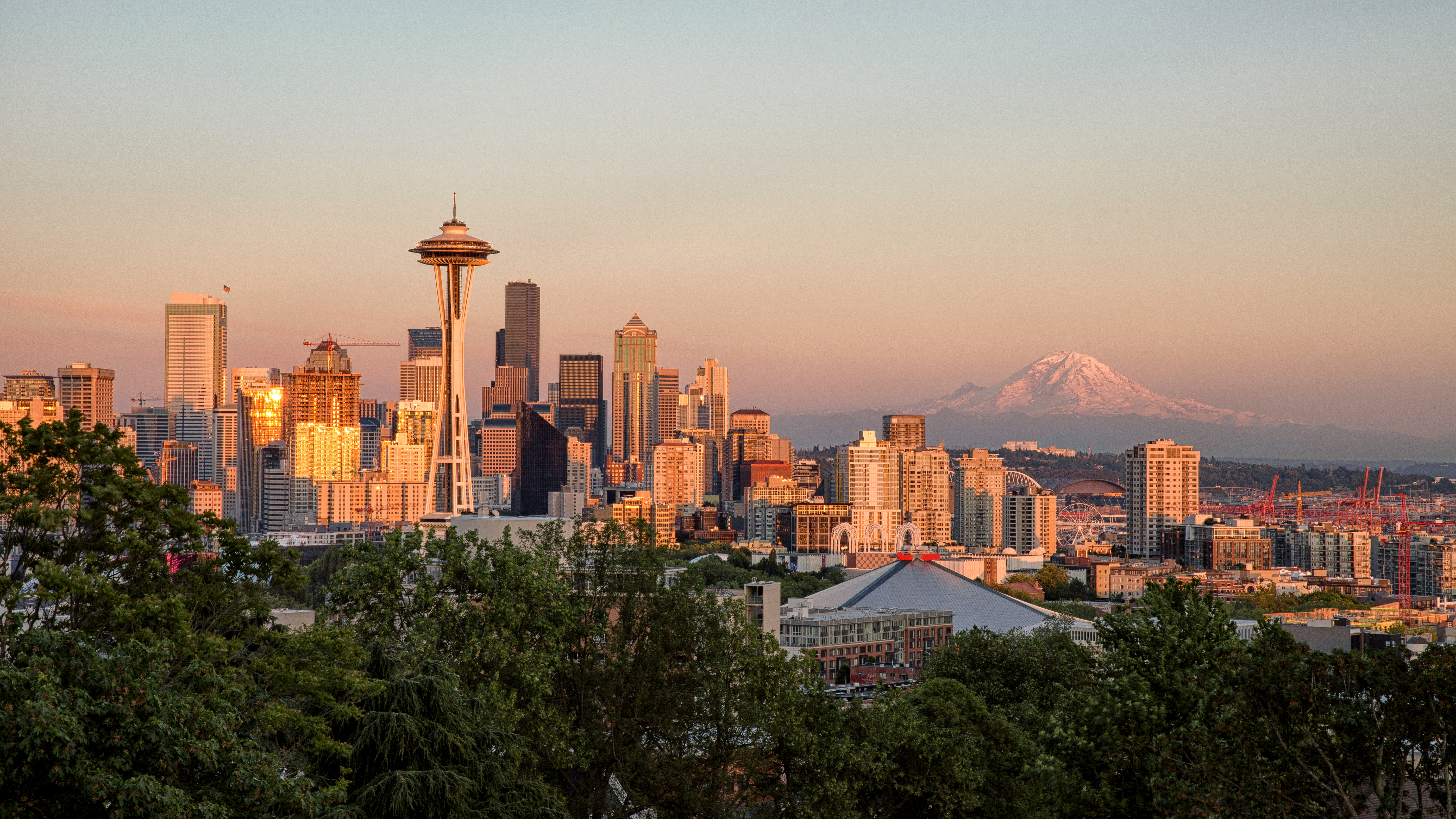 The 9 Best Views in Seattle To Admire the City Skyline