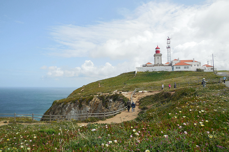 Hiking In Lisbon: 5 Spectacular Trails