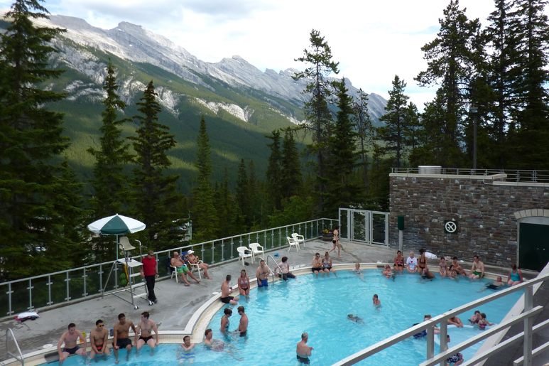 8 Incredible Things To Do in Banff at Night