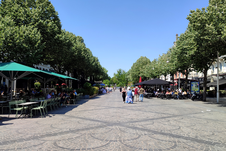 9 Best Places To Visit in Reims All Year Round