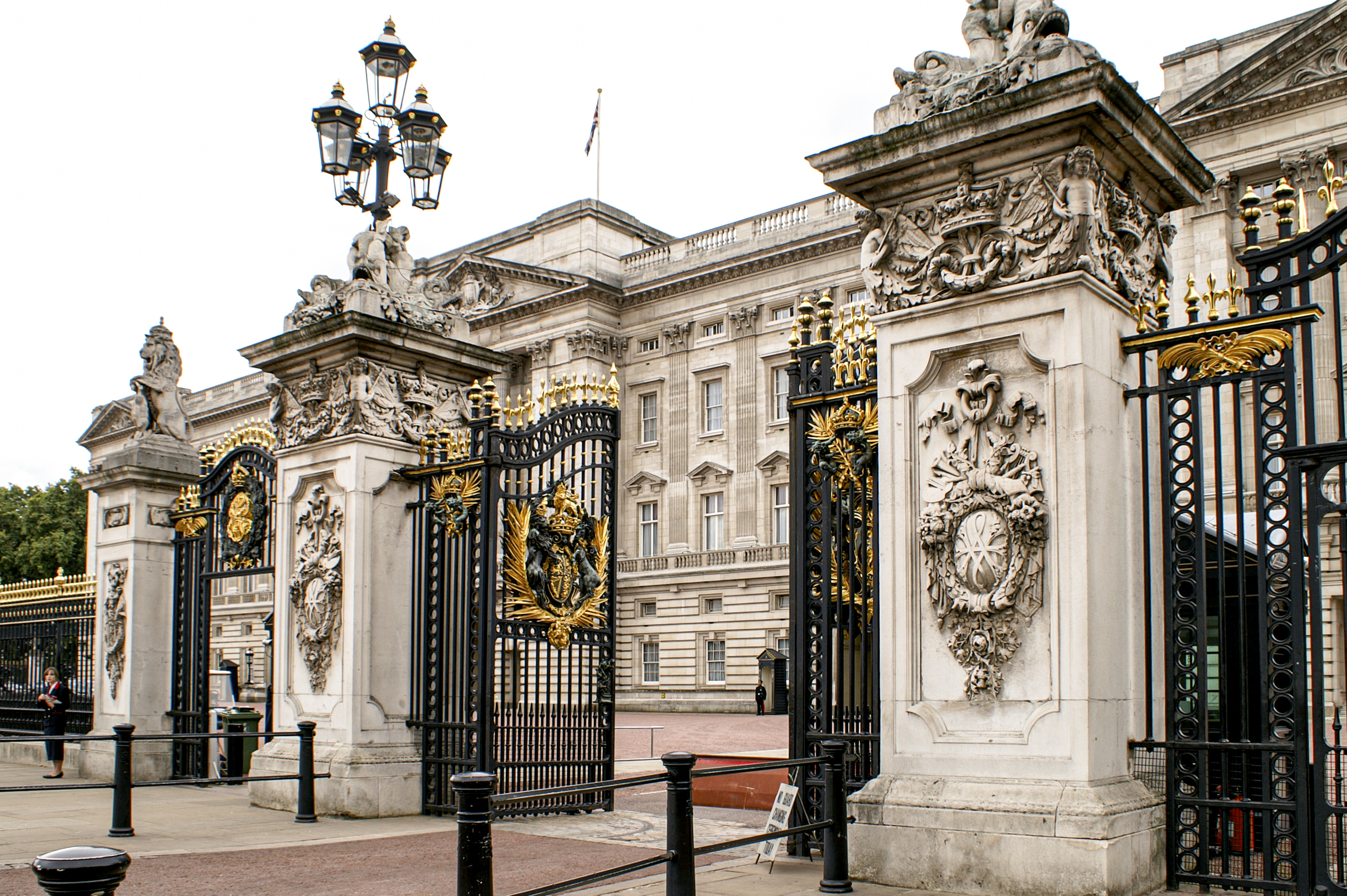 Visiting Buckingham Palace: Everything To Know Before You Go