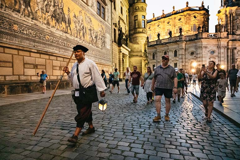 8 Epic Things To Do in Dresden at Night
