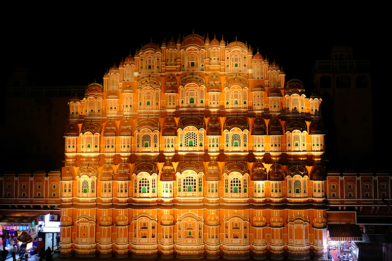 8 Epic Things To Do in Jaipur at Night