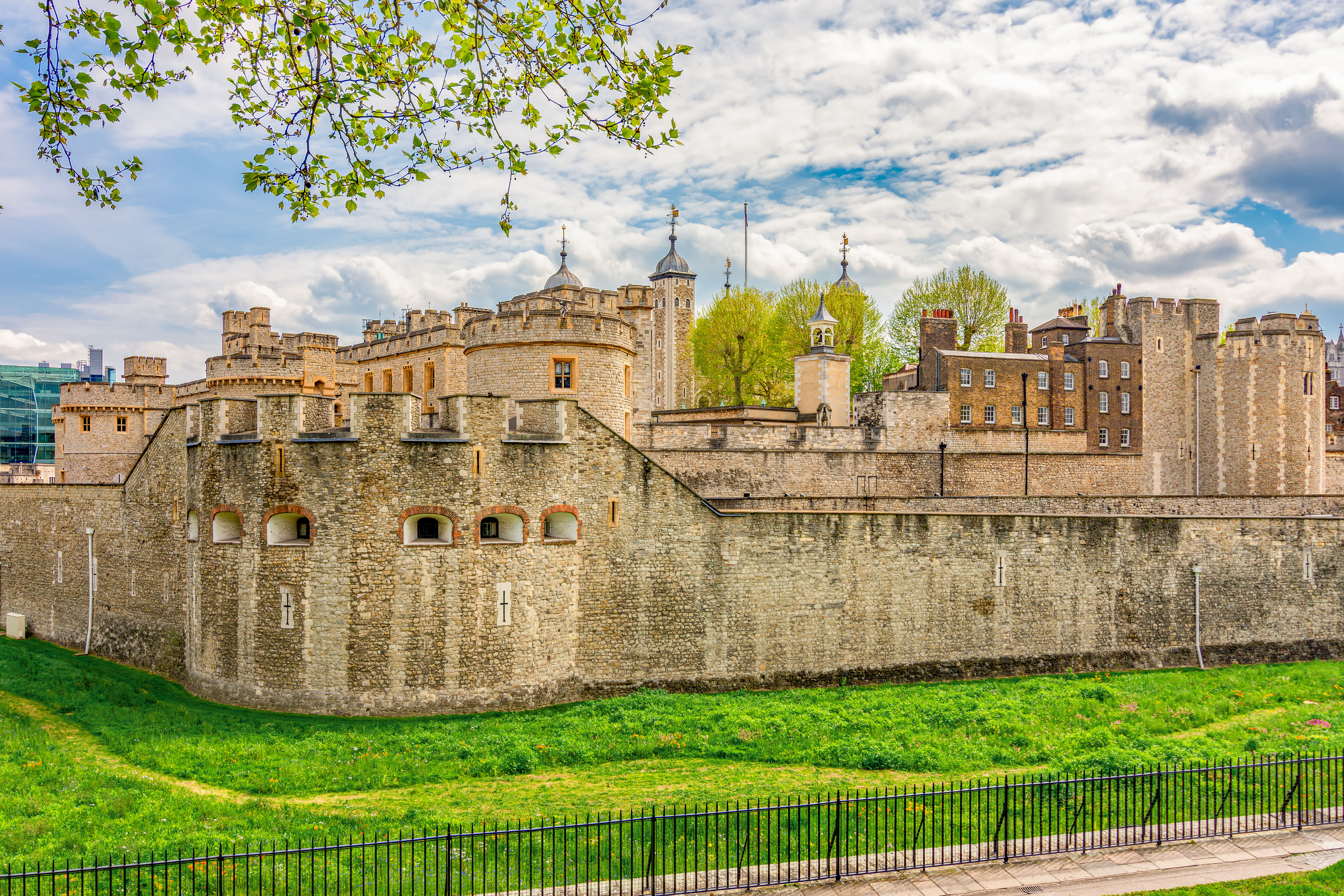 10 Surprising Fun Facts About London