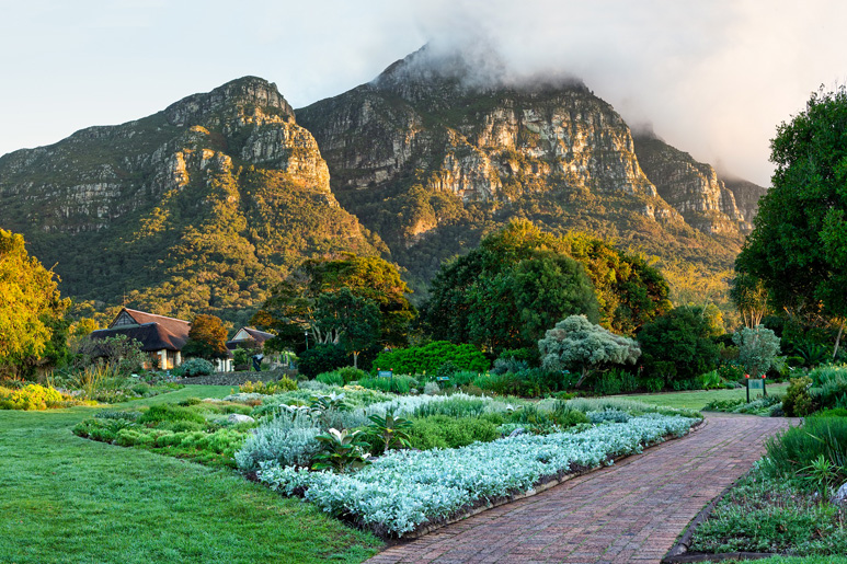 World’s Best Botanical Gardens: 10 Must-Visit Gardens