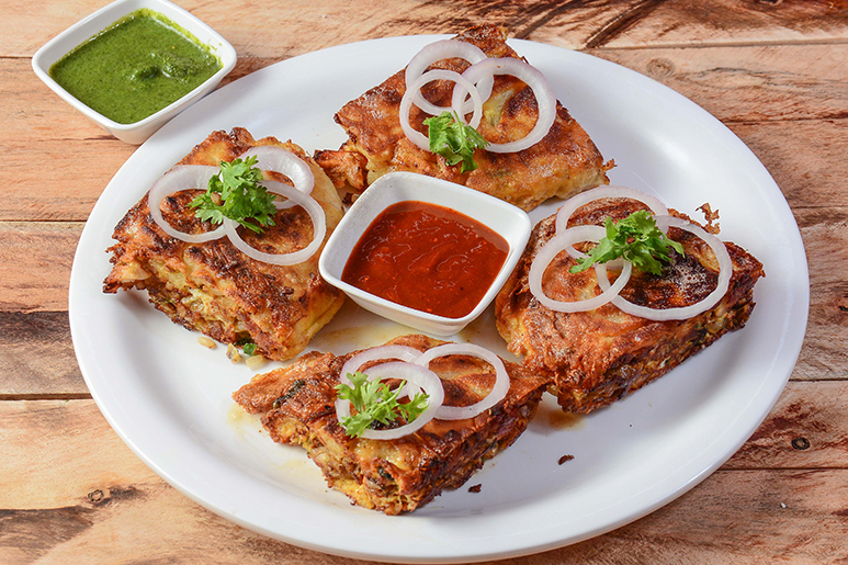 The Tastiest Food in Mumbai: 10 Must-Eat Dishes to Devour