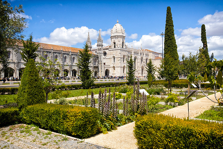 Lisbon in December: A Wholesome Winter Guide