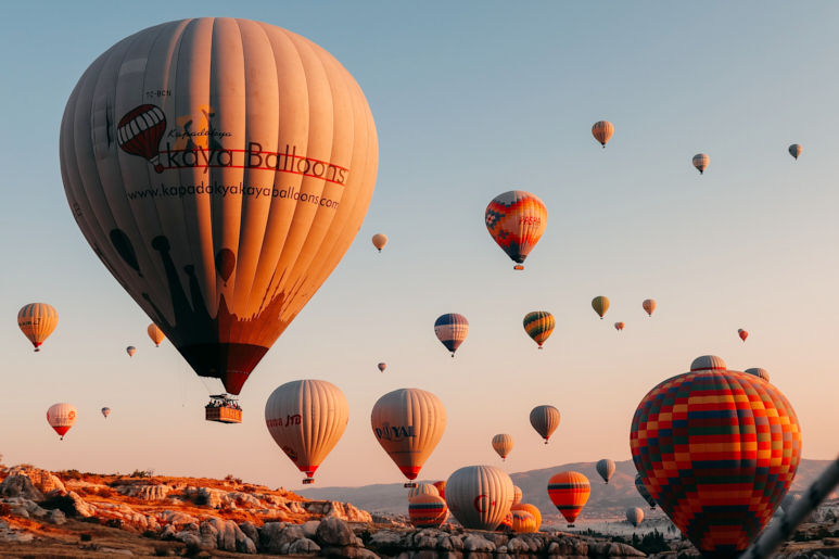 Top 8 Best Hot Air Balloon Rides Around the World