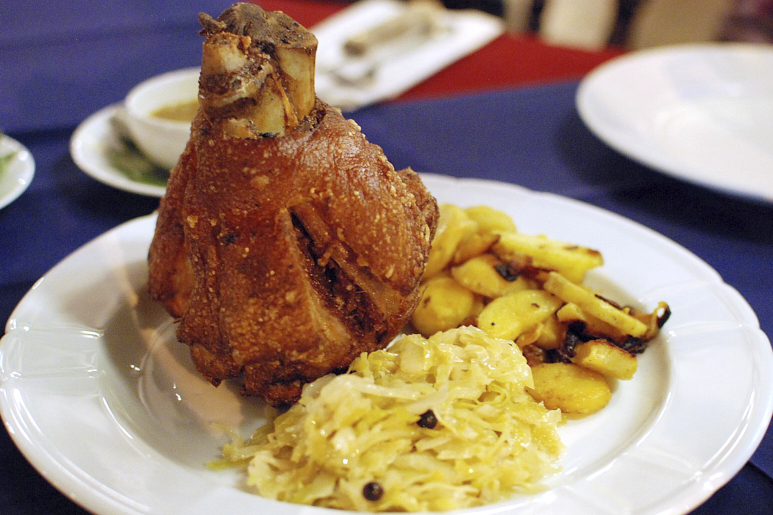 The Best Food in Munich: 10 Must-Eat Bavarian Dishes