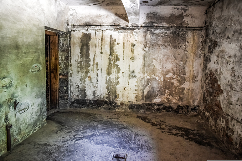How To Visit Auschwitz: A Complete Guide