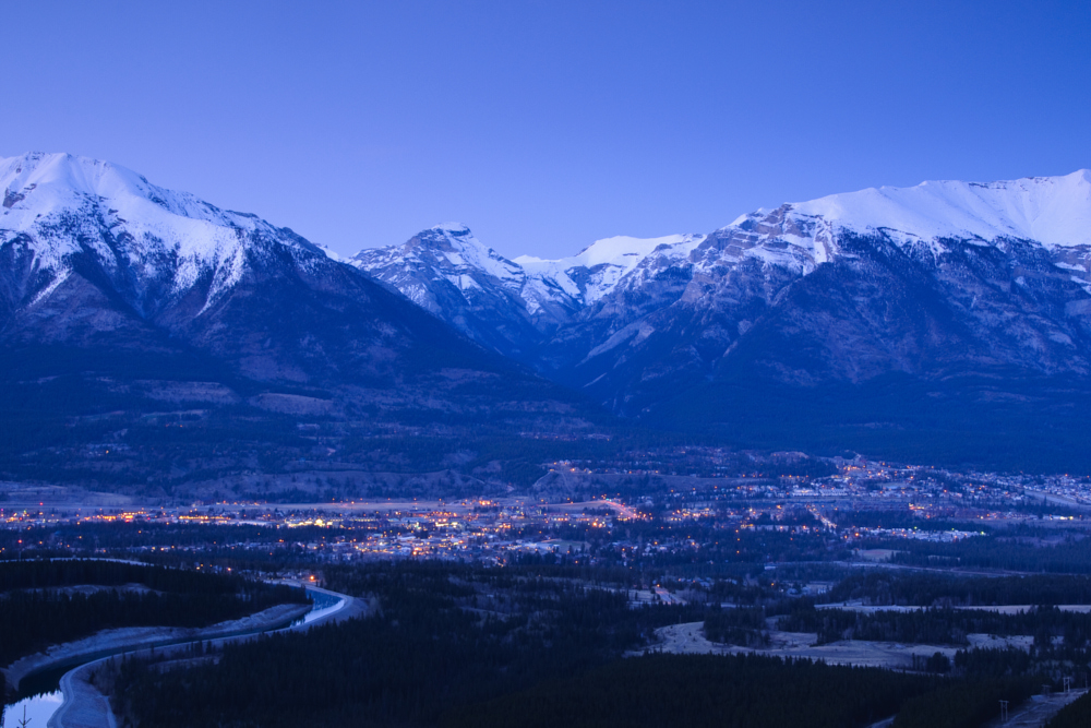 7 Unique Things To Do in Canmore at Night