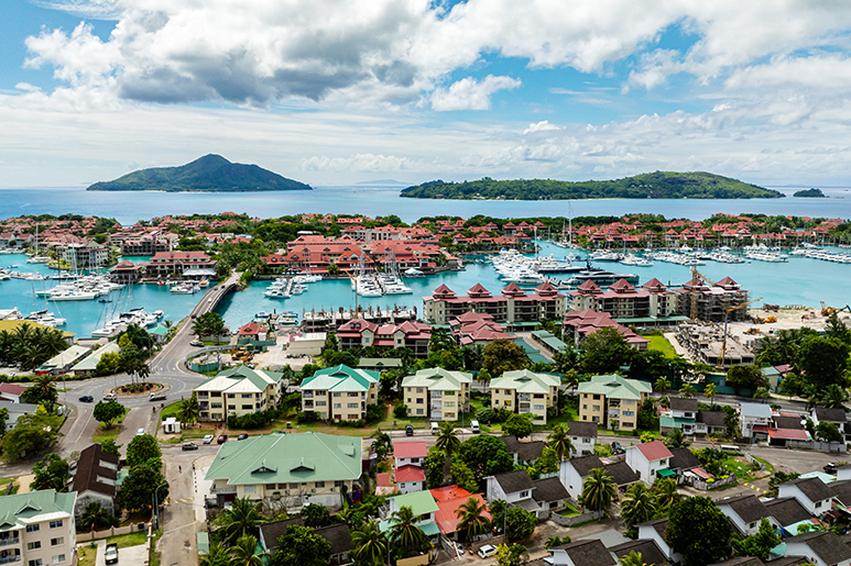 10 Best Islands in the Seychelles for the Perfect Getaway