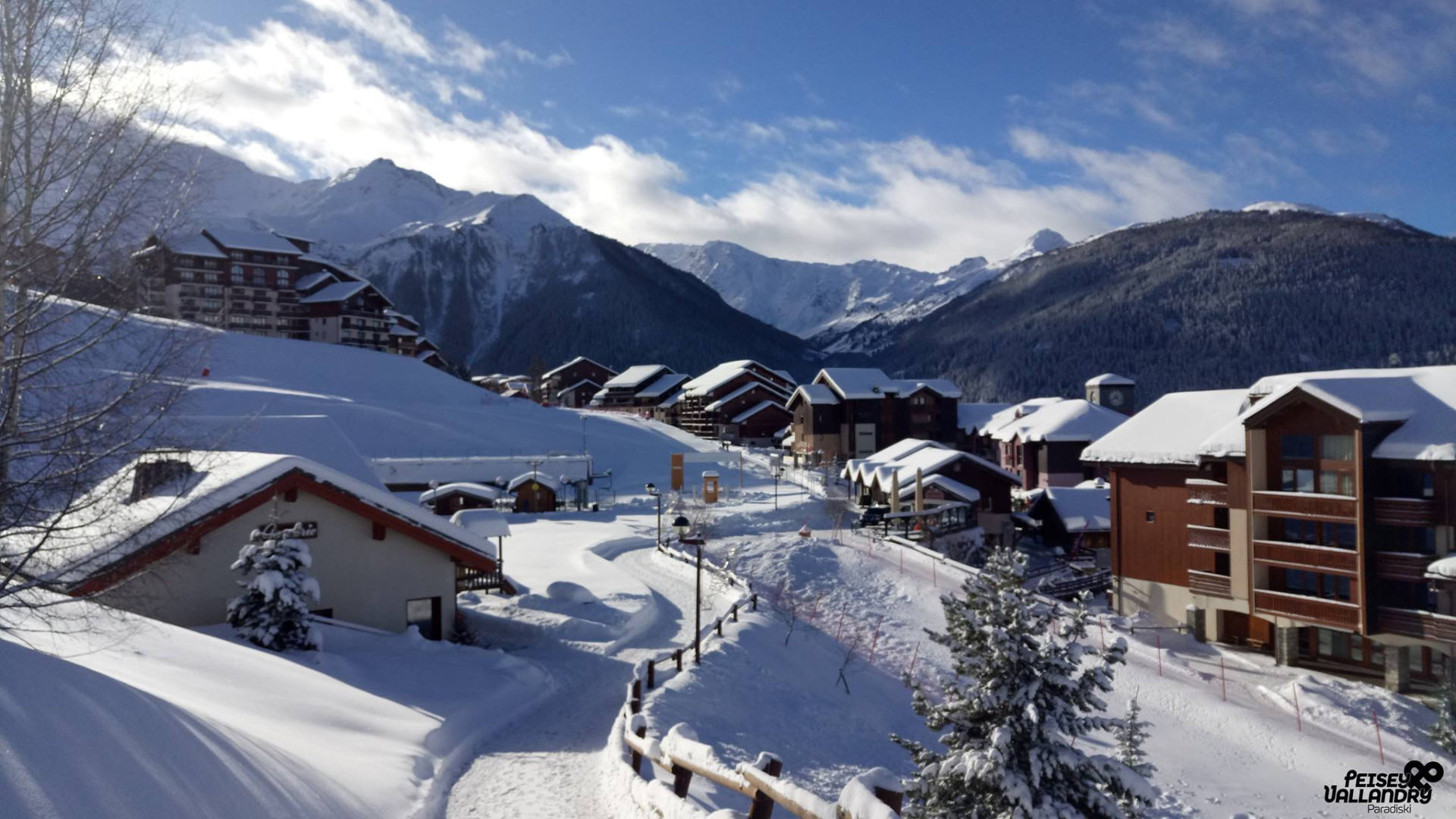 Peisey-Vallandry Piste Map | Plan of ski slopes and lifts | OnTheSnow