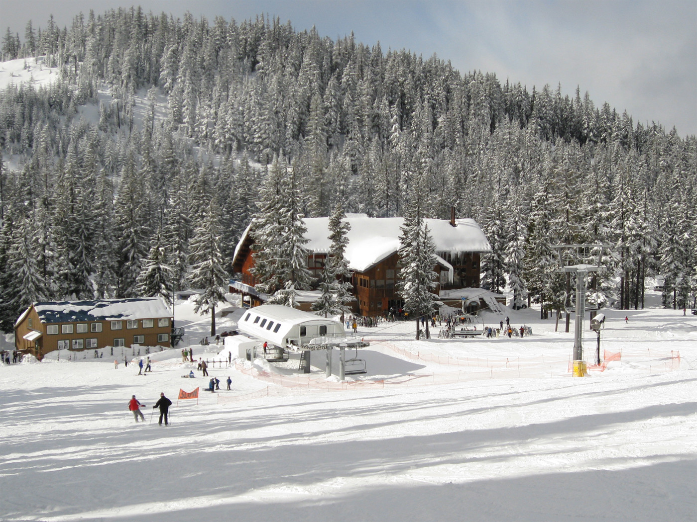 Willamette Pass Webcams - All Live HD Cams - OnTheSnow