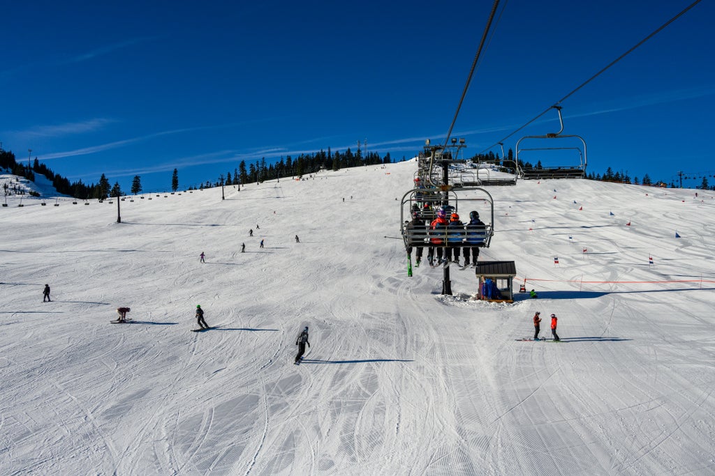 The Summit at Snoqualmie Ski Resort Area Overview - OnTheSnow The Summit at Snoqualmie Ski Resort Area Overview - OnTheSnow