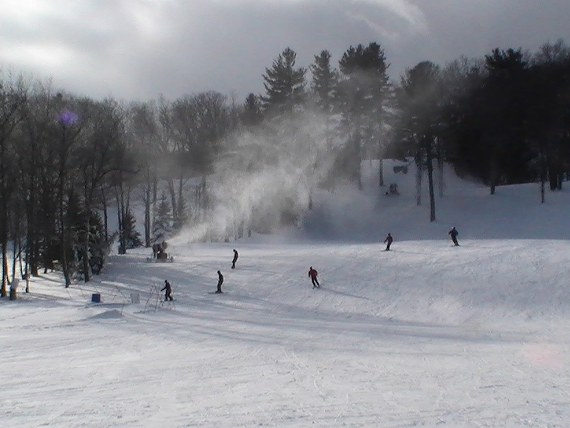 Maple Ski Ridge Snow Report | OnTheSnow