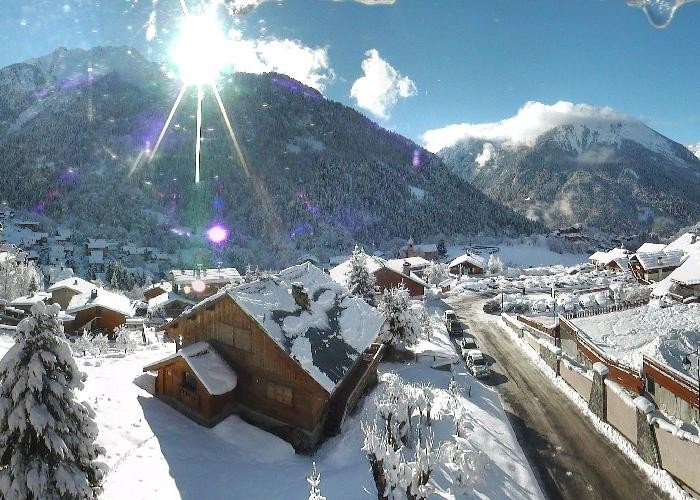 Champagny en Vanoise Ski Resort - Resort and ski area overview - OnTheSnow