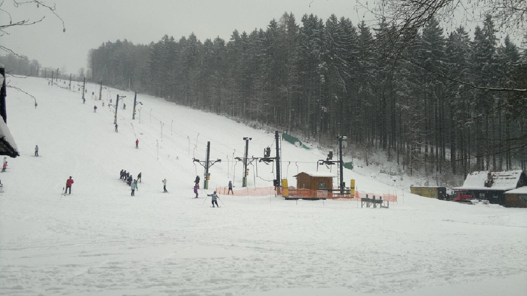 Ski Land Stara Myjava Webcams - All Live HD Cams - OnTheSnow