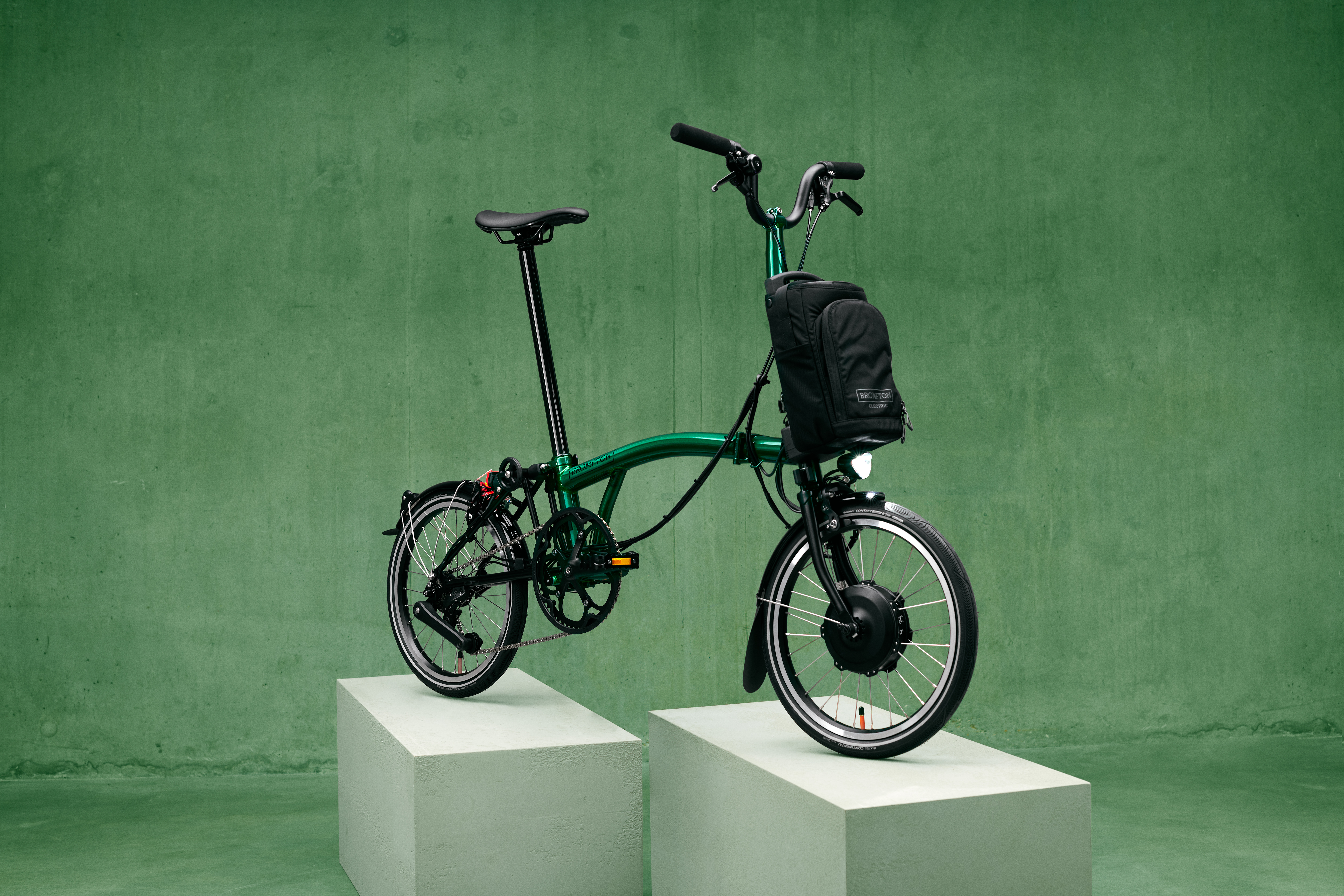 Brompton Electric P Line - Lightweight Folding E-Bike | Brompton Bicycle UK